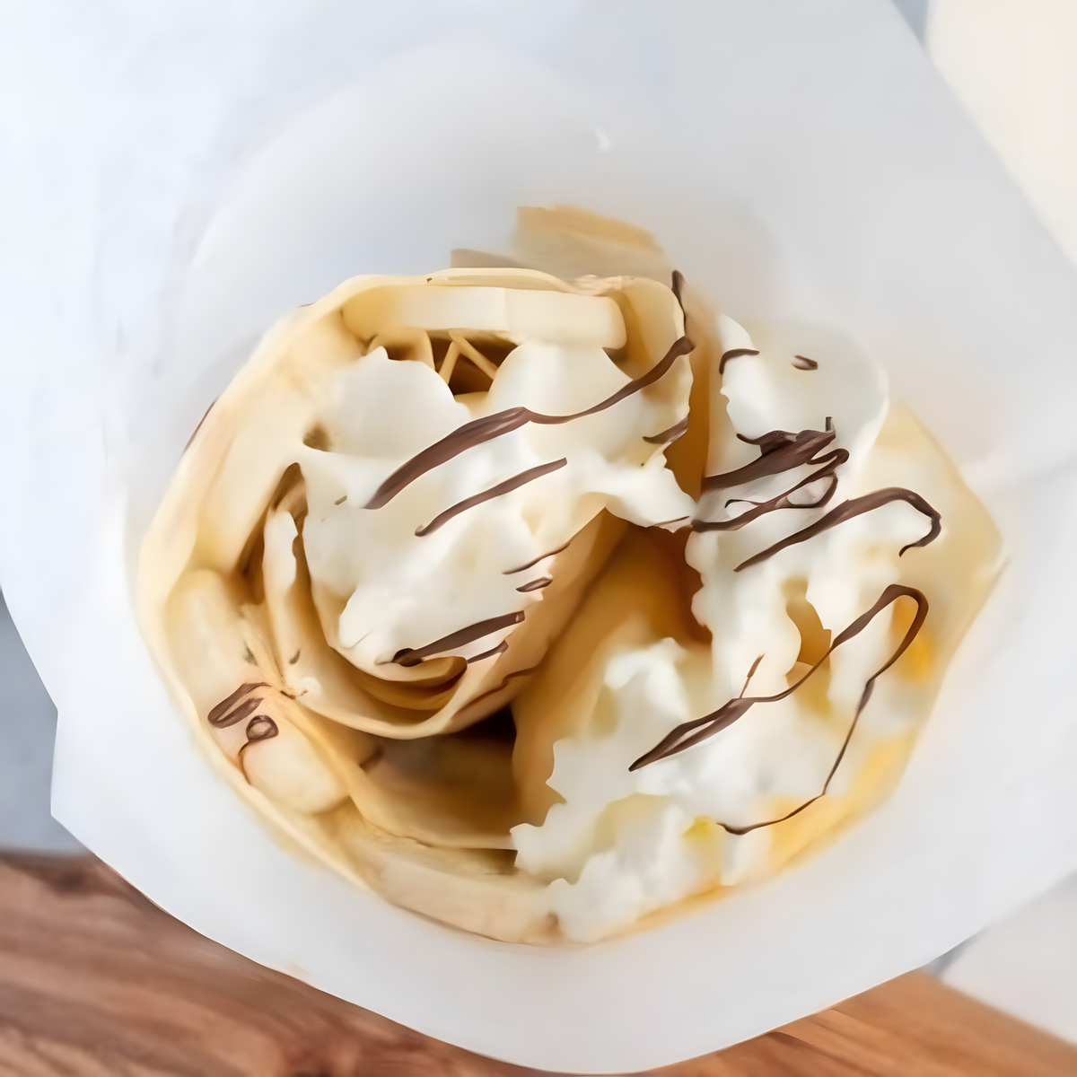 Sweet Handheld Crepe - Nutella Banana – Millie Desserts